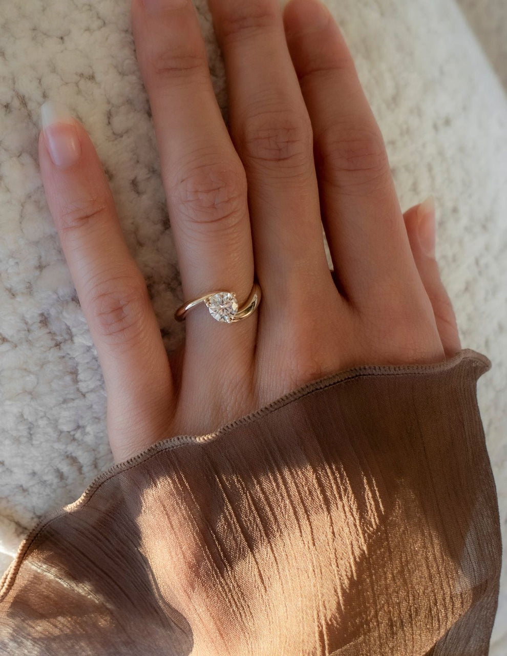 18K Gold 1CT Moissanite Daria Ring – DELUME