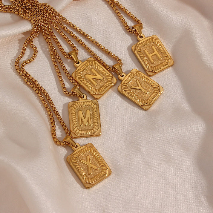 Letter Pendant Necklace – DELUME