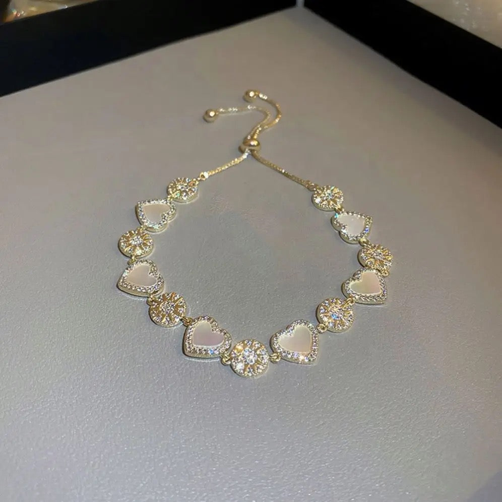 Orla Heart Bracelet – DELUME