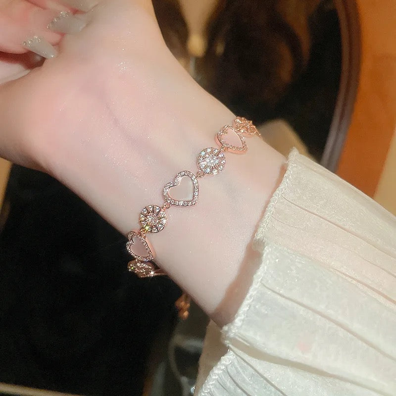 Orla Heart Bracelet – DELUME
